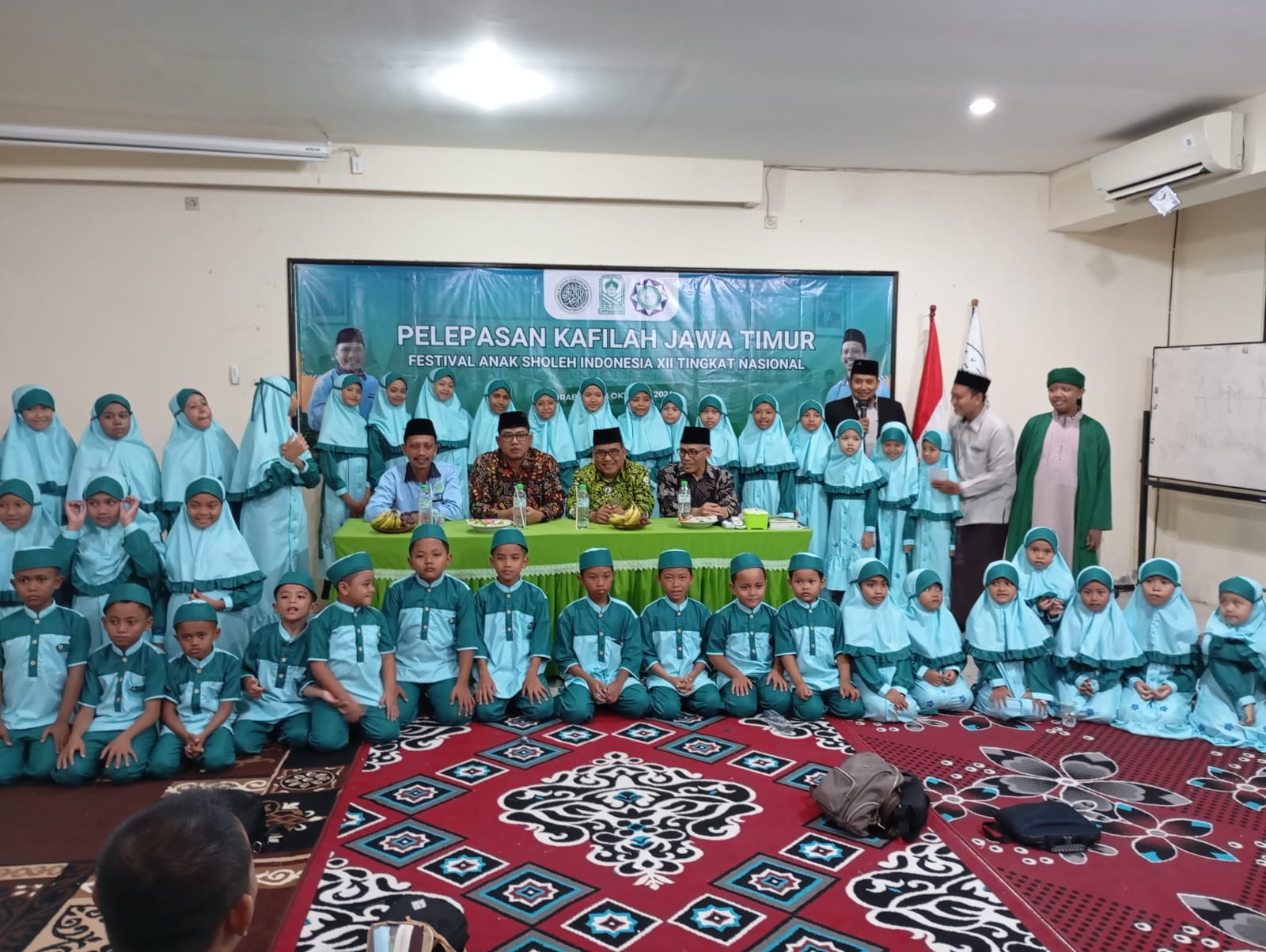 Kafilah Santri Jawa Timur Berangkat dengan Semangat Berprestasi Menuju ...